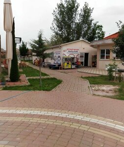 Yalıntaş Mevlana Çay Bahçesi (Yalıntaş Mh., 31 Nolu Sk., No: 15, Mustafakemalpaşa, Bursa), kafe  Mustafakemalpaşa'dan