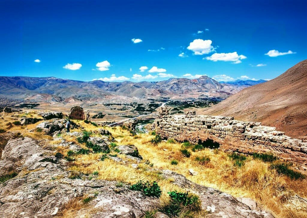 Müzeler ve sanat galerileri Kesdoğan Kalesi, Divriği, foto