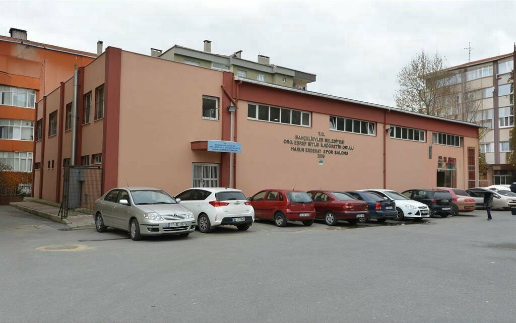 Spor ve jimnastik salonları Harun Erdenay Spor Salonu, İstanbul, foto