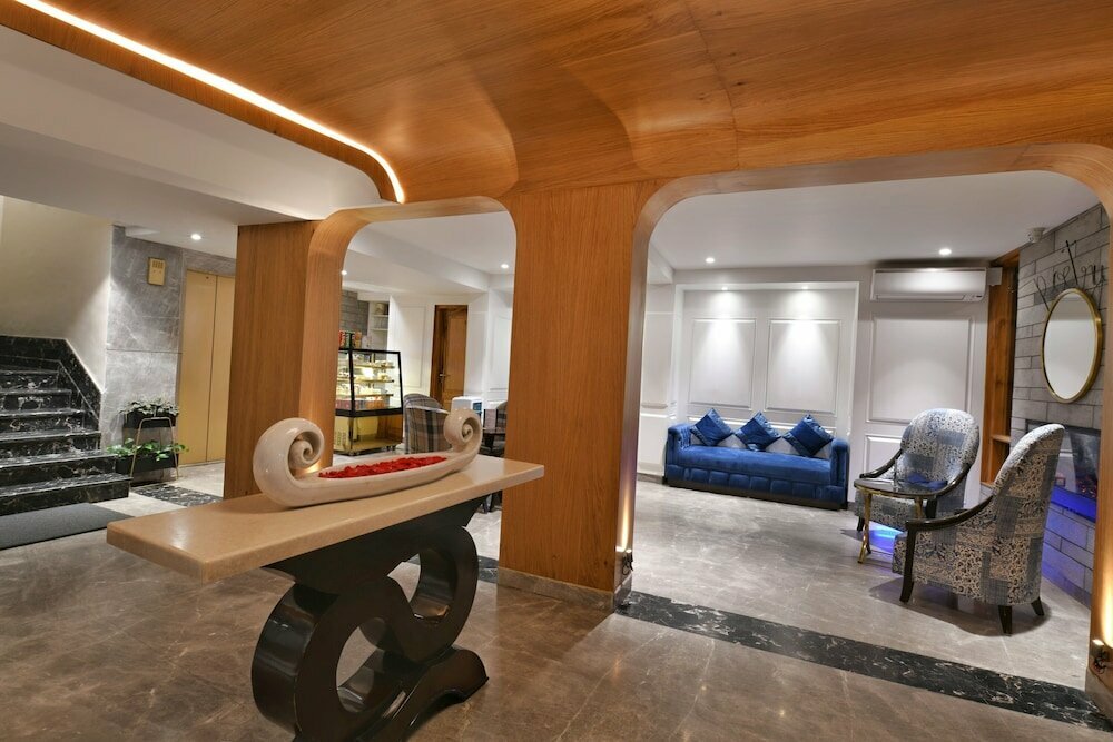 Otel The Cedar Grand - Hotel & SPA, Shimla, foto