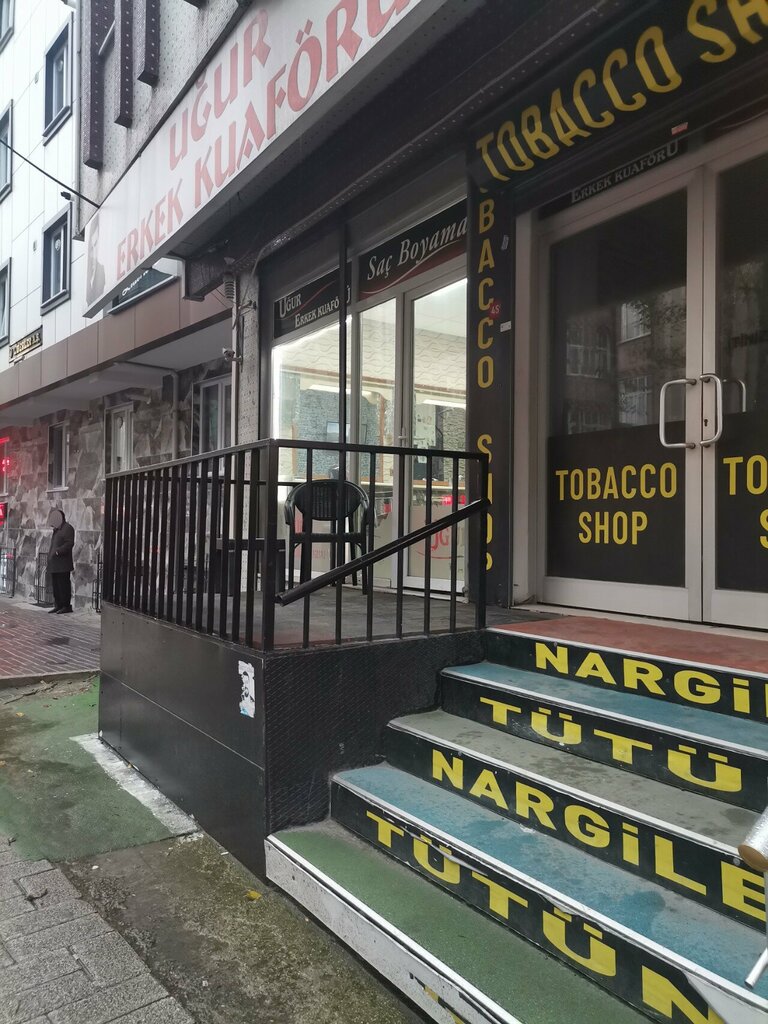Berberler Uğur Erkek Kuaförü, İstanbul, foto
