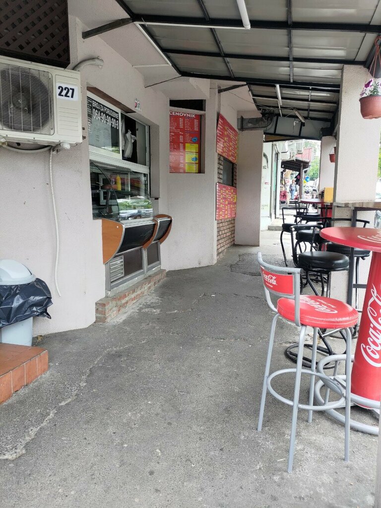 Fast food Роштиль код Мачка, Belgrad, foto
