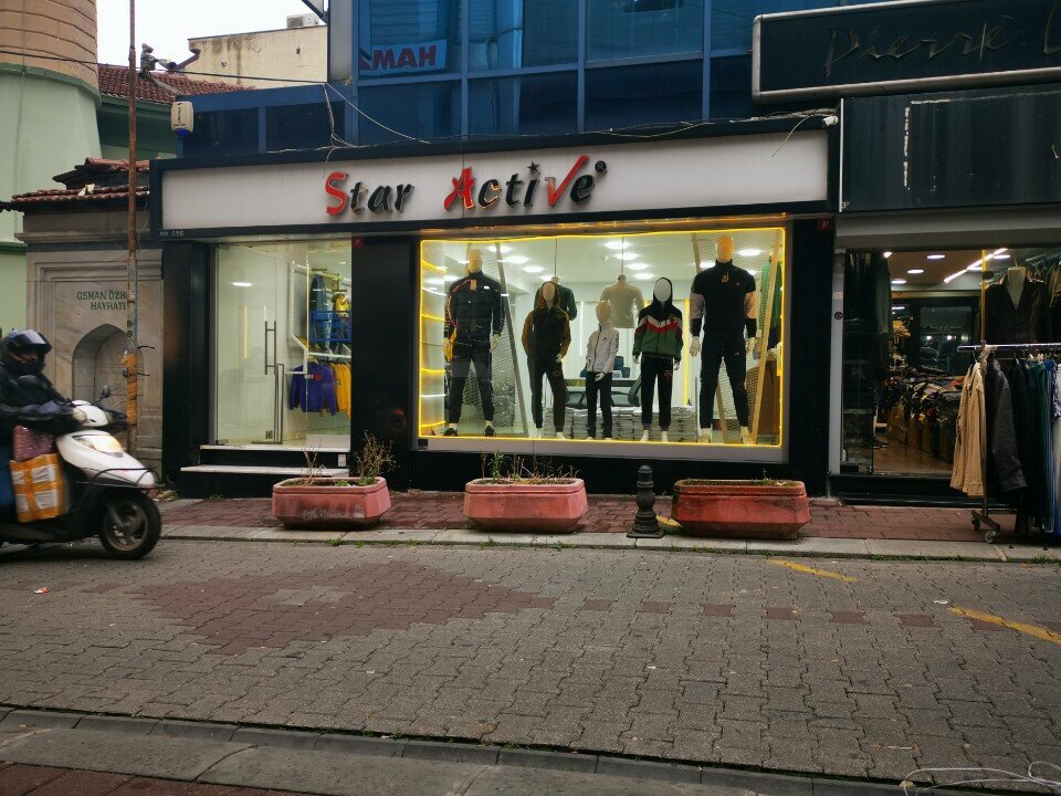 Giyim mağazası Star Active, İstanbul, foto