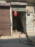 Tire panchar work shop (Province of Punjab, Lahore, Wagha Town), oto lastik tamiri  Lahor'dan