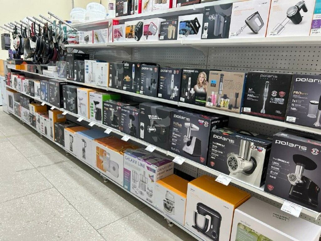 Elektronik eşya mağazaları DNS, Omskaya oblastı, foto