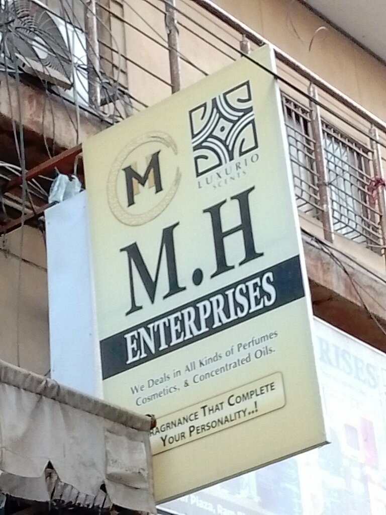 Kozmetik ve parfümeri mağazaları M. H Enterprise, Karaçi, foto