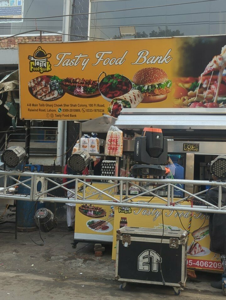 Fast food Tasty food bank, Lahor, foto