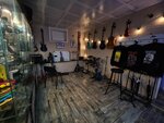 Бункер (prospekt Druzhby Narodov No:19), enstrüman mağazaları  Nerungri'den