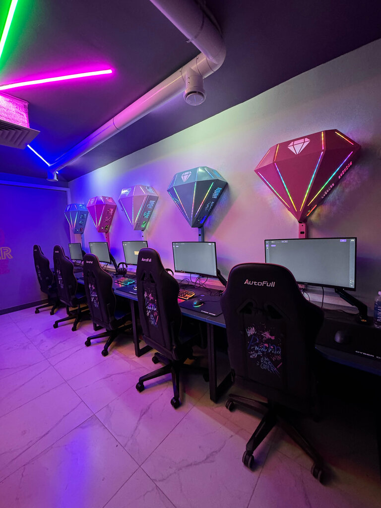 Bilgisayar kulübü Cyber Core, Moskova, foto