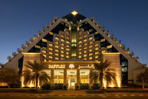 Raffles Dubai (Wafi Mall, Umm Hurair 2, Umm Hurair, Bur Dubai, Dubai), otel  Dubai'den