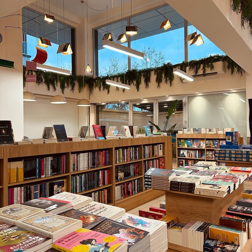 Kafe Tarçın Kitap & Kahve, İstanbul, foto