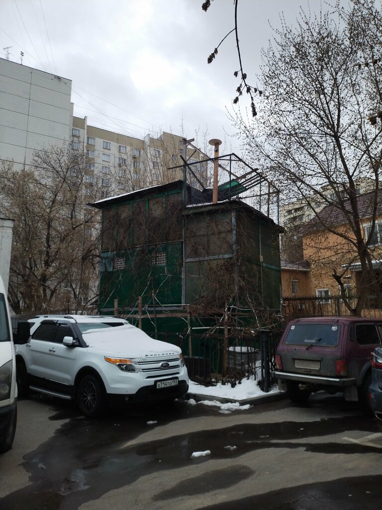 Kuşlar için büyük kafes Голубятня, Moskova, foto