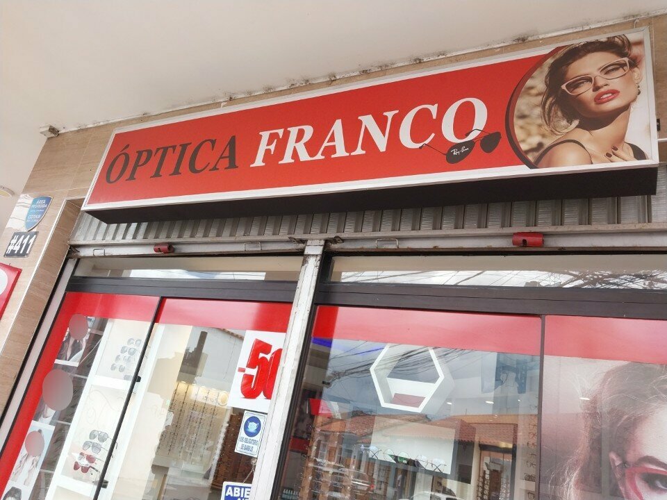 Optik Optica Vision, Santa‑Krus, foto