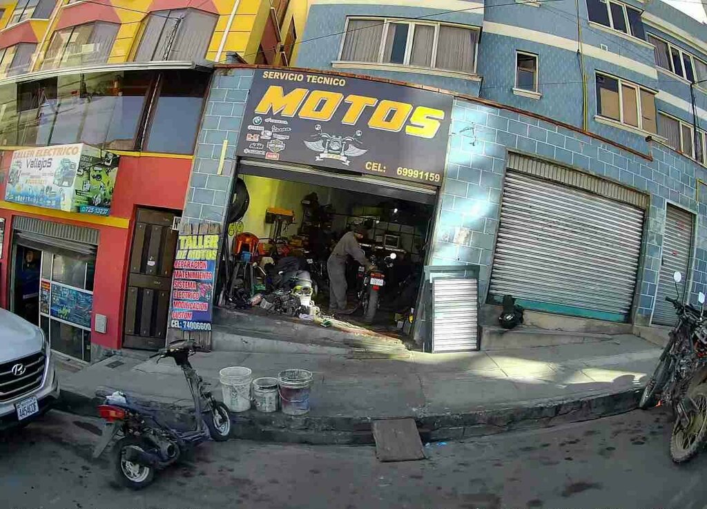 Oto döşeme Motor Technical Service, La Paz, foto