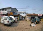 Electromechanical Workshop (Santa Cruz de la Sierra, Distrito Municipal 4, Avenida Mario R. Gutierrez), oto döşeme  Santa‑Krus'tan