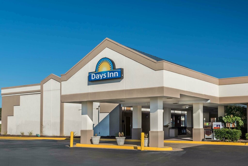 Otel Days Inn by Wyndham South Hill, South Hill, foto