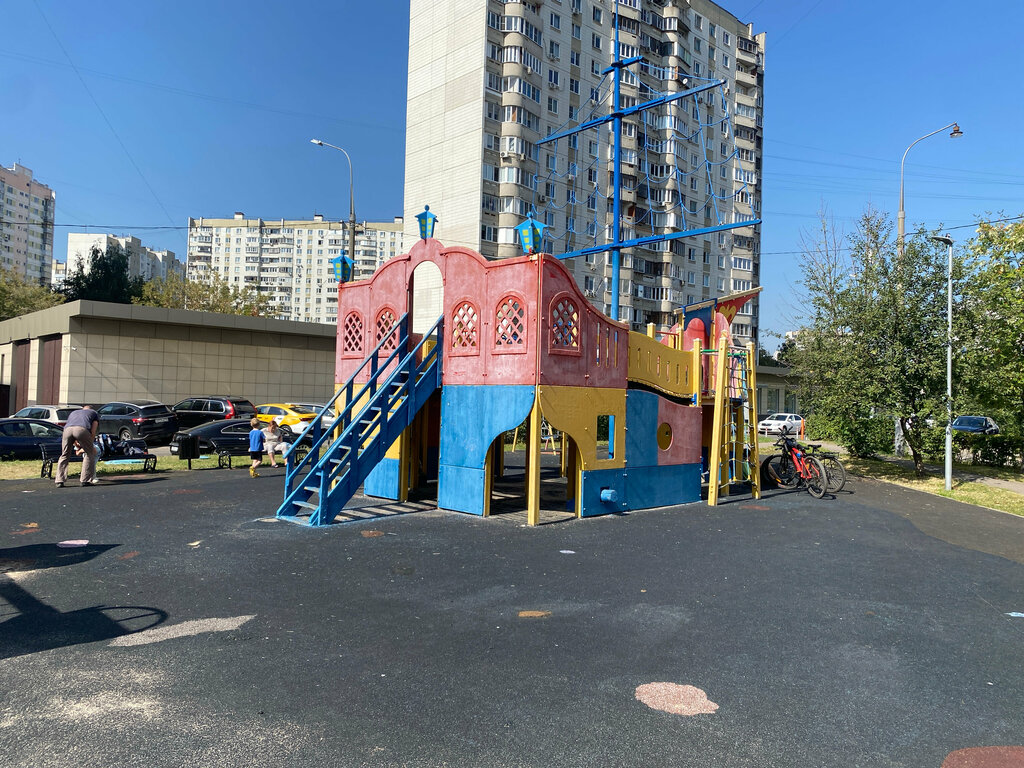 Oyun alanı Playground, Moskova, foto