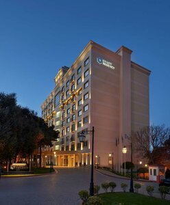 Hyatt Regency Baku (Izmir Street No:6), otel  Bakü'den