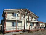 Barents holiday village (Komsomolskaya Street No:4, Teriberka Village), otel  Murmanskaya oblastından