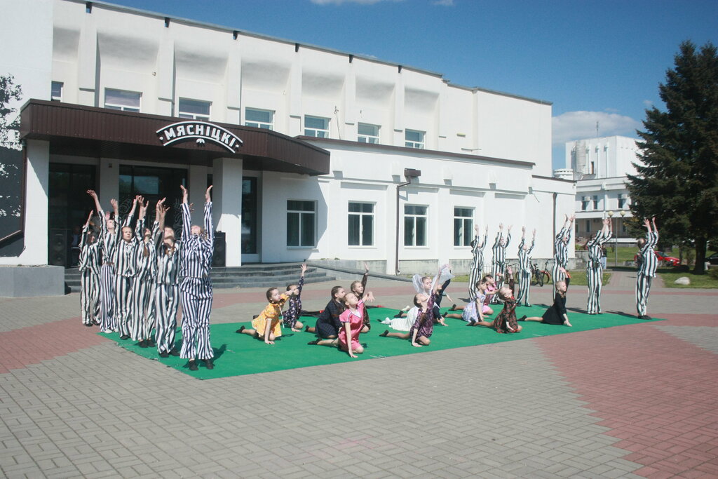 Kültür ocakları Беловежский дом культуры, Brestskaya oblastı, foto