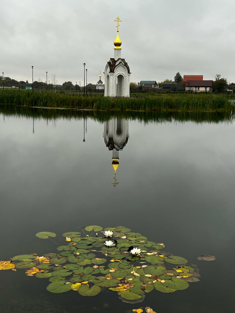 Şapel, haç anıtı Часовня, Nijegorodskaya oblastı, foto