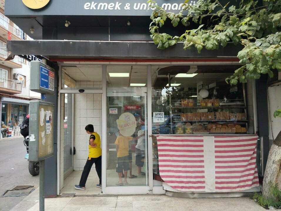 Ekmek fırını Dalgıçlar, İzmir, foto