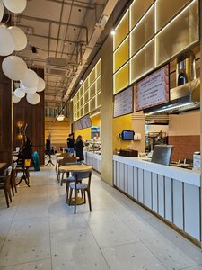 Поль Бейкери (Tatischeva Street No:20), kafe  Yekaterinburg'dan