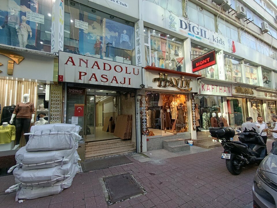 Giyim mağazası Arvina, İstanbul, foto