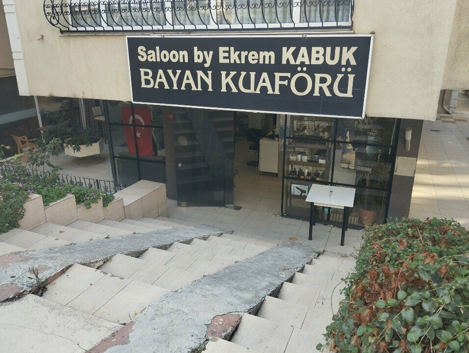 Kuaförler Saloon by Ekrem Kabuk Bayan Kuaförü, İstanbul, foto