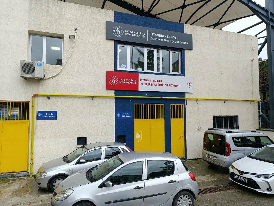 Stadyum Yusuf Ziya Öniş Stadyumu, İstanbul, foto