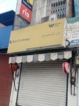Ravi exchange (Province of Punjab, Lahore, Shalimar Link Road), döviz büroları  Lahor'dan