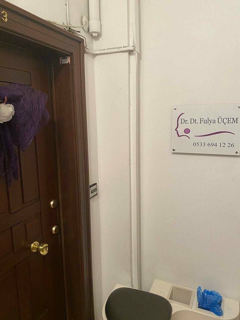 Özel ağız ve diş sağlığı klinikleri ve muayenehaneleri Dr. Fulya Üçem, İstanbul, foto