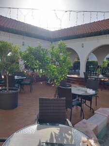 Balıkçıda (Prosvescheniya Street No:15А), restoran  Soçi'den