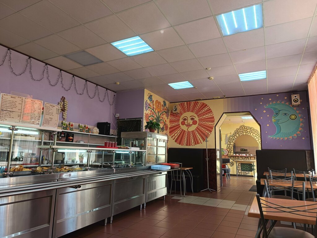 Kafe Tyertiy Kalach, Velikiy Novgorod, foto