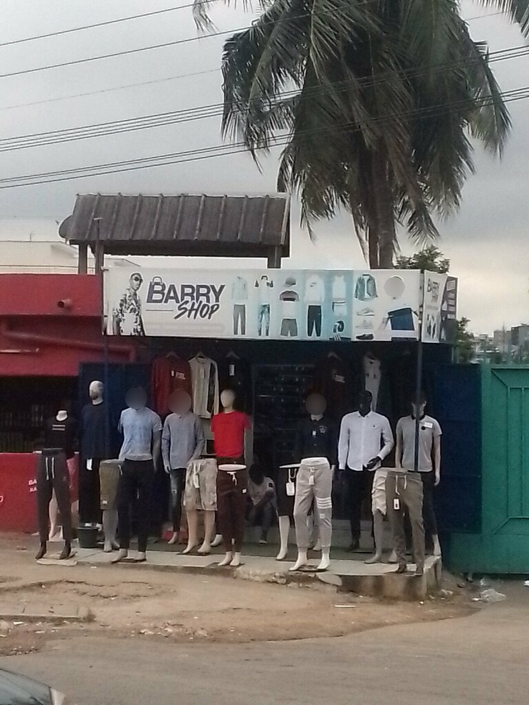 Giyim mağazası Barry shop 2, Abican, foto