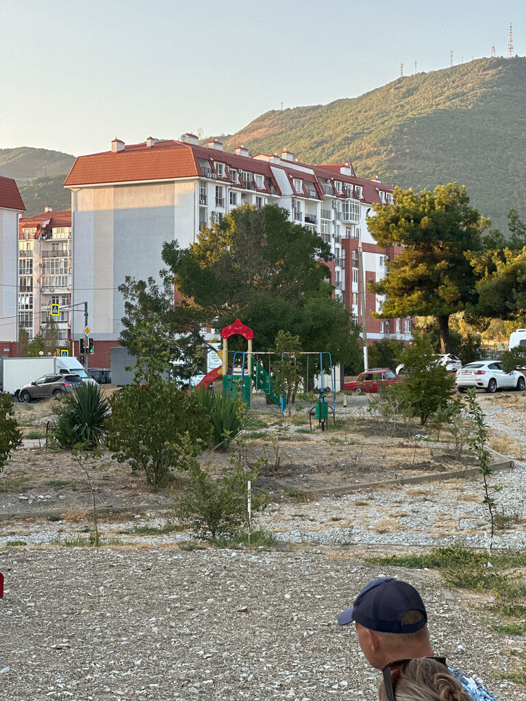 Oyun alanı Playground, Gelencik, foto