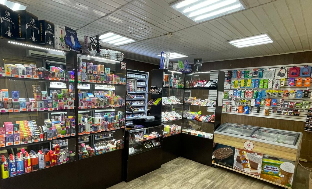 Tütün, sigara mağazaları ТТ, Saint‑Petersburg, foto