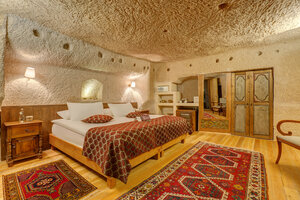 Taşkonaklar Otel (Nevşehir, Nevşehir Merkez, Uçhisar Beldesi, Aşağı Mah., Gedik Sok., 11), otel  Nevşehir'den