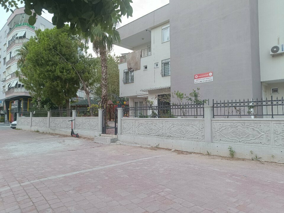 Dini kurslar Abdullah Tokuç Kuran Kursu Gençlik Merkezi, Antalya, foto