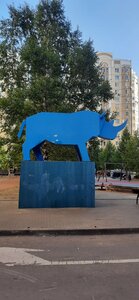 Носорог (Moscow, Severo-Vostochniy Administrative Okrug, Marfino District, Marfino Residential Complex), park, sokak heykeli  Moskova'dan
