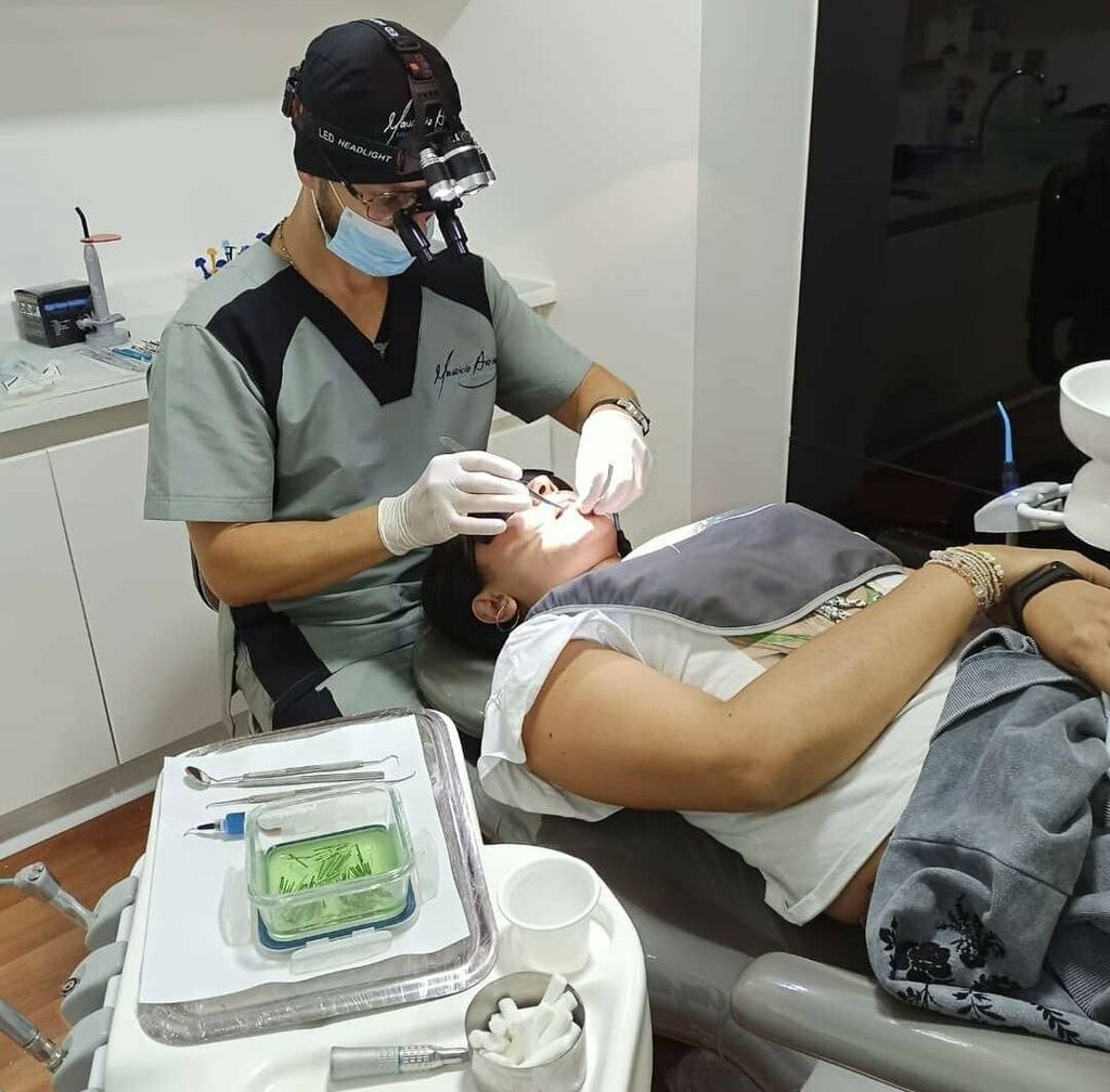 Özel ağız ve diş sağlığı klinikleri ve muayenehaneleri Mauricio Arias Experience Expert Dentist in Medellín, Medellin, foto
