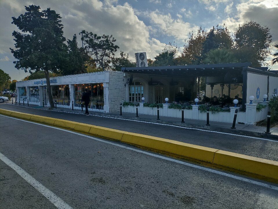 Kafe Alaçatı Muhallebicisi, İstanbul, foto