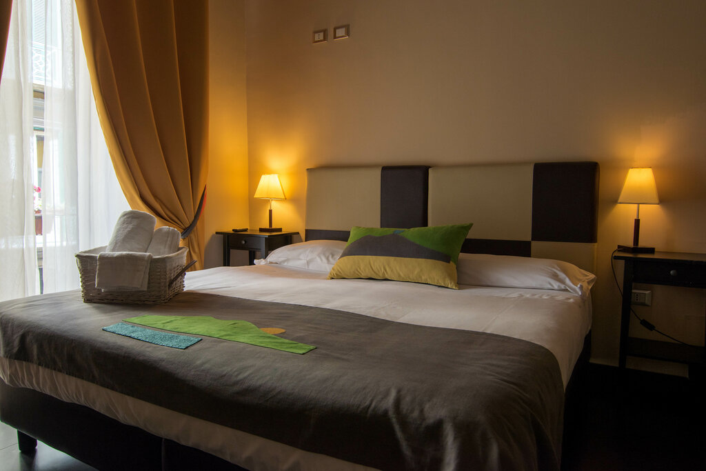 Otel Plebiscito , Napoli, foto