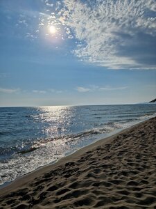 Нудистский пляж Ада-Бояна (obshchina Ultsin, nudistskiy posyolok Ada Boyana), plaj  Ulcinj'den (Ülgün'den)