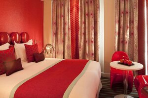 Hôtel Le Petit Paris (Rue Saint-Jacques No:214, 5e Arrondissement, Paris), otel  Paris'ten