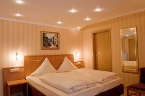 Brixiade & Triton (Rhineland-Palatinate, Cochem-Zell, Cochem, Kenne Gässchen), otel