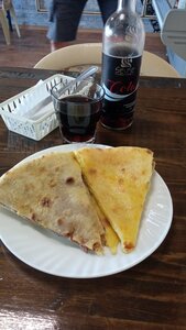 Осетинские пироги (ulitsa imeni T.Kh. Chuyako No:51, Adygeysk), kafe  Adygeysk'ten
