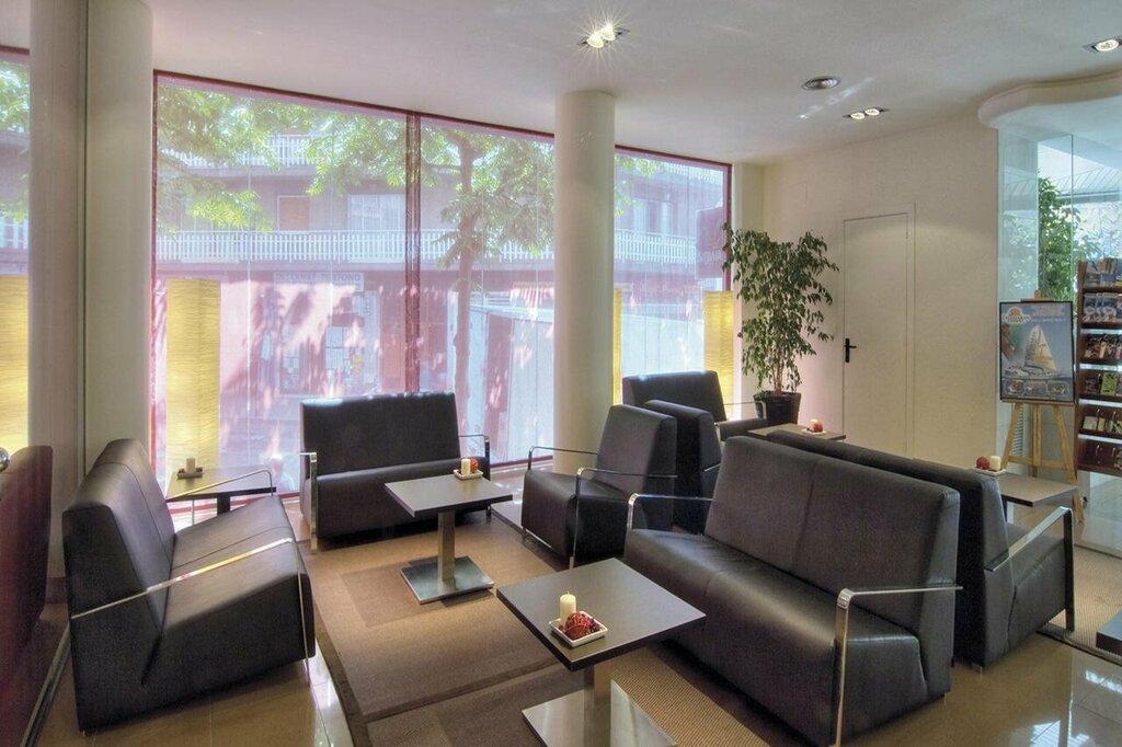 Otel Alegria Plaza Paris, Lloret De Mar, foto