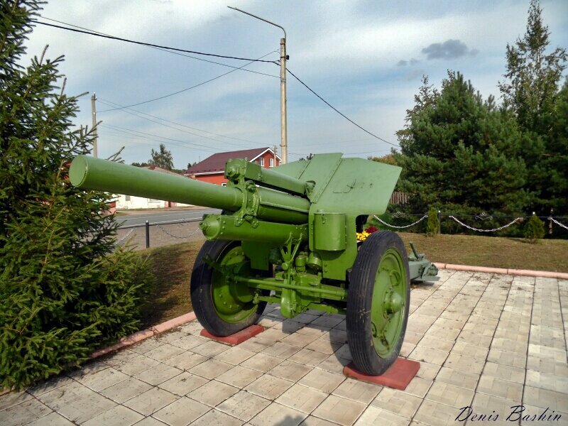 Teknoloji anıtı 122-мм дивизионная гаубица М-30 образца 1938 года, Nijegorodskaya oblastı, foto