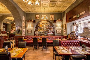 Flann O'Brien Rooms (Via Napoli No:30), otel  Roma'dan